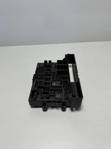 07-13 BMW E82 E90 E92 E93 135i 328i 335i Cabin Fuse Box Assembly ...