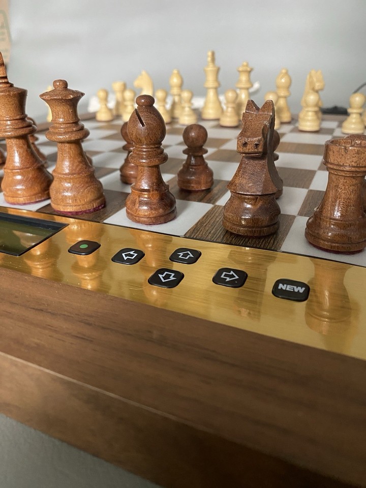 Millennium The King Performance Chess Set Computer Electronic Board | eBay