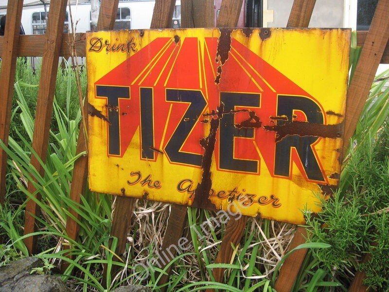 Photo 6x4 Old Tizer Advert Keynsham/ST6568 An old advert for Tizer, one ...