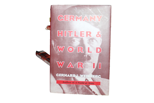 Gerhard L. Weinberg GERMANY, HITLER, AND WORLD WAR II : Essays in ...