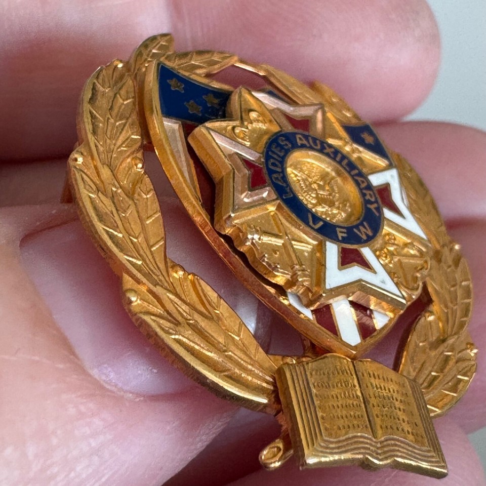 VFW Ladies Auxiliary Past Chaplain Lapel Pin 1/5 10k GF Badge Officer ...