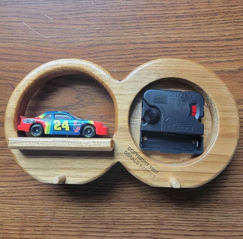 Jeff Gordon Desk Clock and Replica 24 Car | eBay