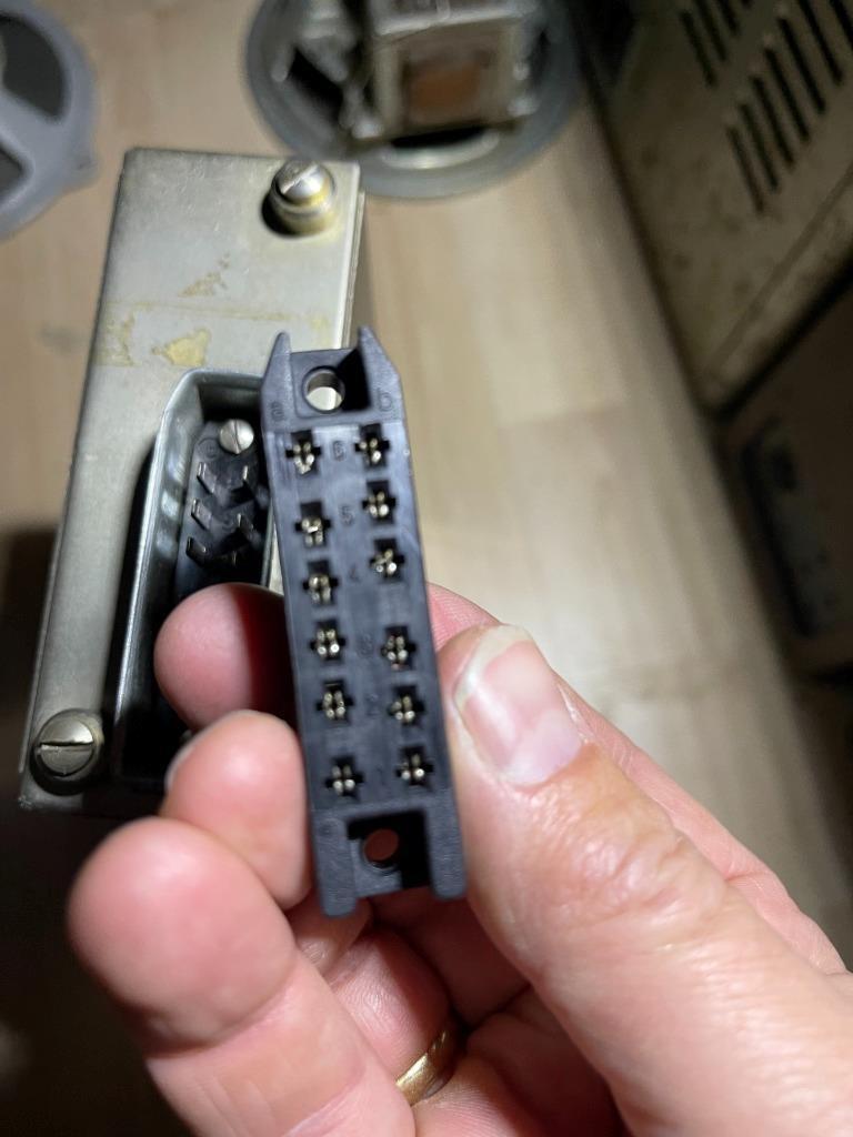 1 plug connector 12pin Neumann Siemens Telefunken Maihak vintage V72 ...