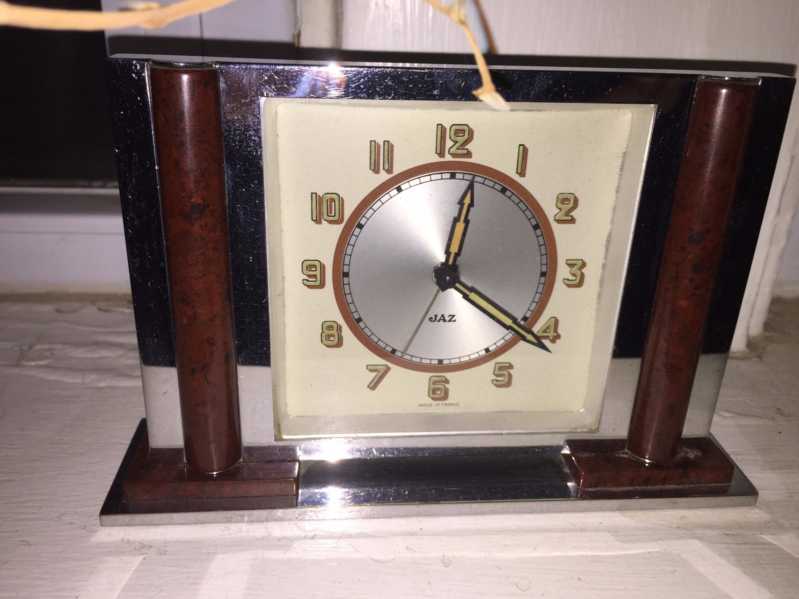 13 clocks: 6 French Jaz art deco bakelite clocks & 7 other 50s-60s ...