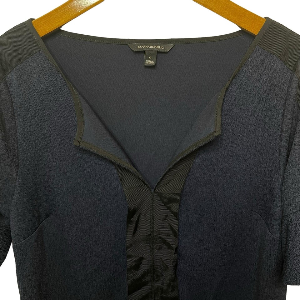 Banana Republic Women’s Navy Blue Blouse Top Lace Up Ribbon Arms Size ...