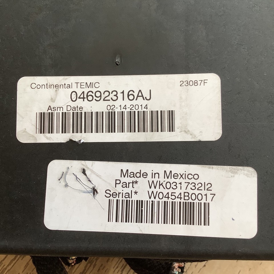 2011 Jeep Grand Cherokee Dodge Durango TIPM Integrated Fuse Box ...