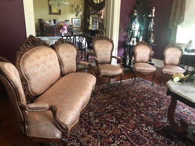 1800-1899 - Antique Victorian Parlor Set - Vatican