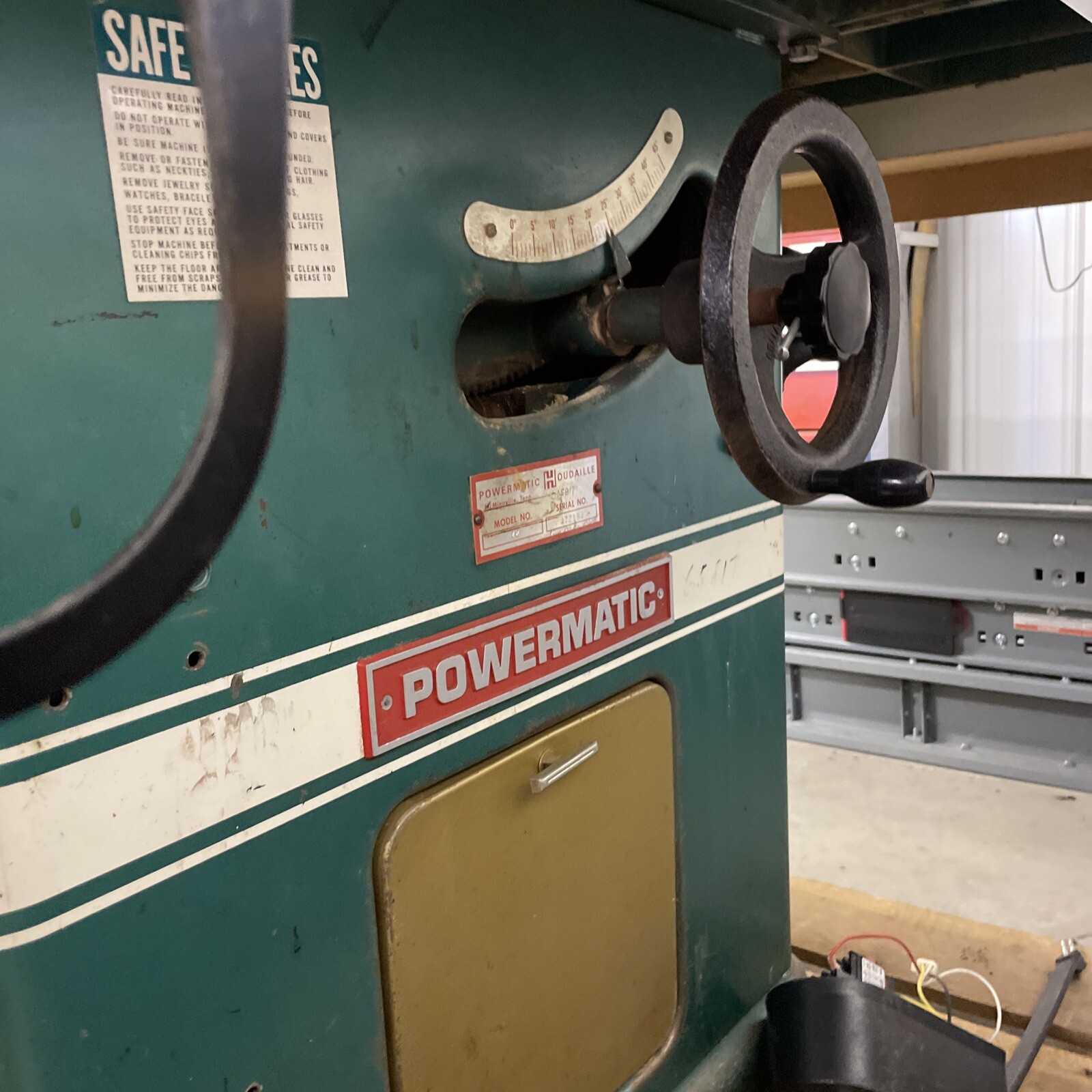 Powermatic Model 72 Table Saw, 3PH 208-220/440 V, 5HP Motor, Biesemeyer ...