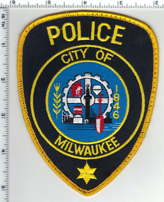 City of Milwaukee Police (Wisconsin) Uniform Take-Off Shoulder Patch ...