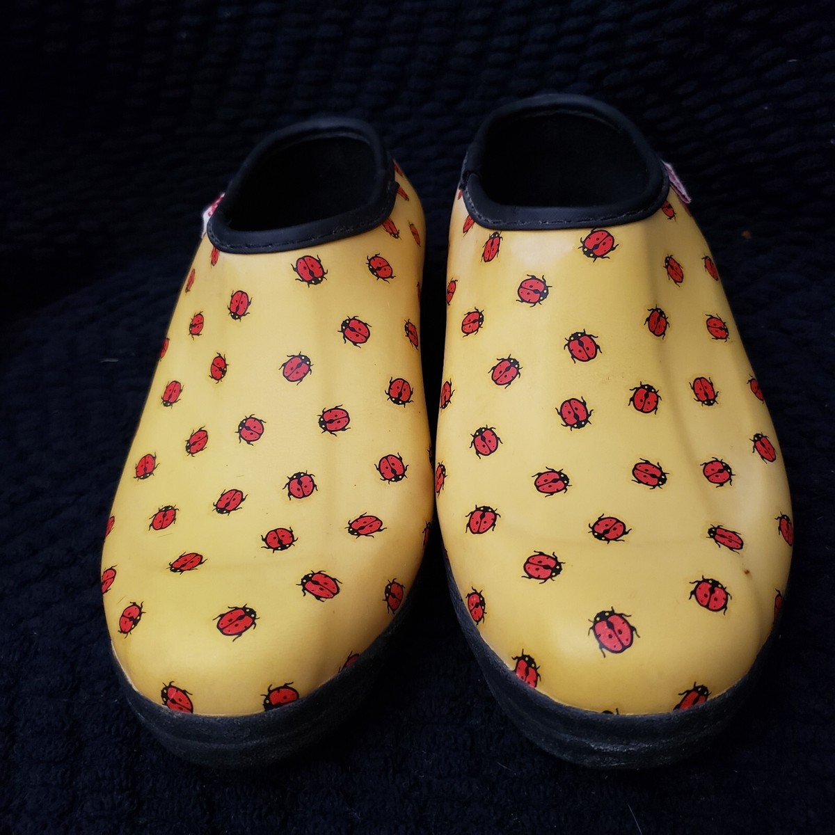 Ladybug Garden Shoes | Fasci Garden