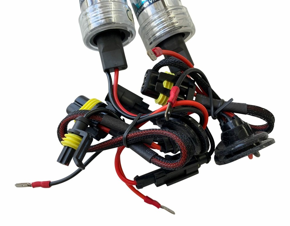 SALE 2x H3 HID Xenon Bulbs with 6000K Ultra White / Blue FROM GERMANY ...