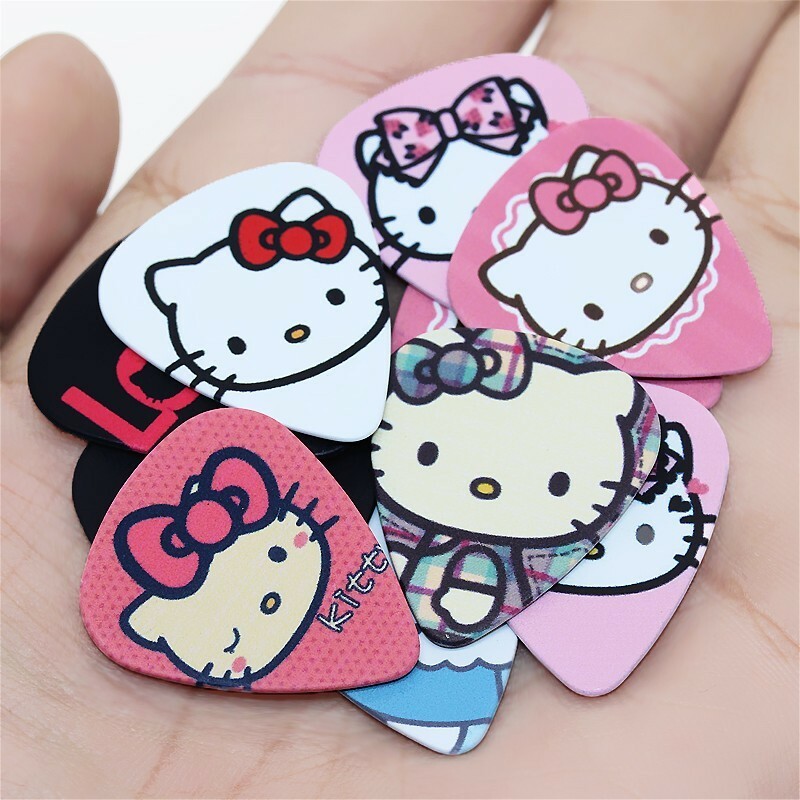 Hello Kitty Guitar Picks, 10 Pcs. Medium Thickness + Picks Holder ...