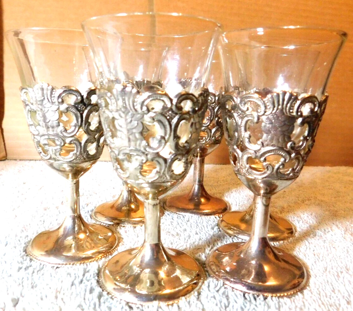 Cordial Glass
