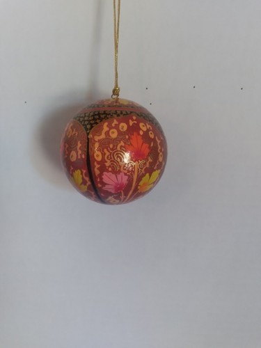 India Hand-Painted Wood Lacquer Kashmir Christmas Ball Shaped Ornament ...