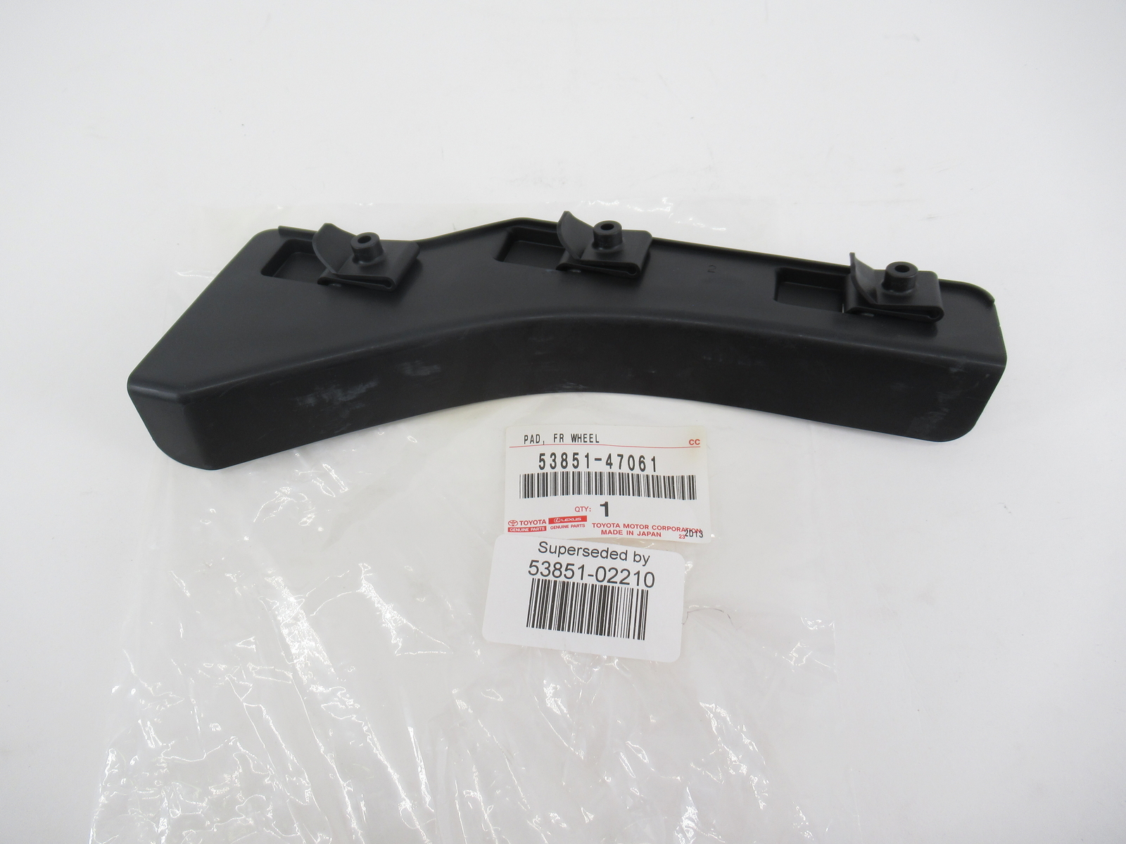 Genuine OEM Toyota 53851-02210 Passenger RH Front Fender Liner ...