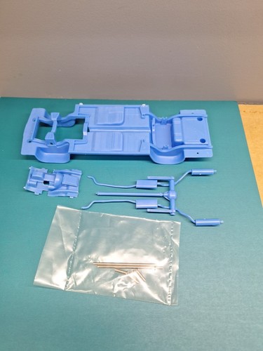 Revell AMT Ertl MPC Monogram MPC 1/25 Model Part 1970 Ford Galaxie ...