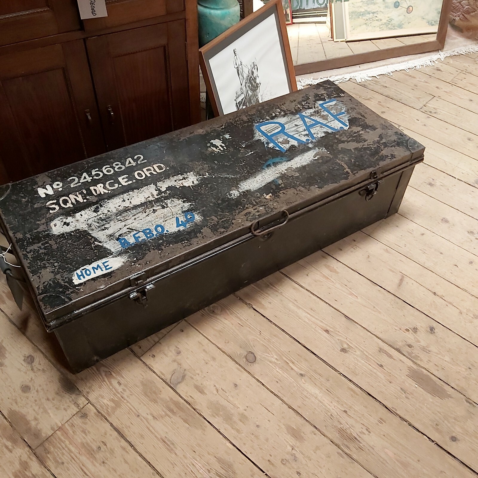 RAF Foot Locker owned by Squadron Leader G E ORD OBE 1950s ? 41 inch ...