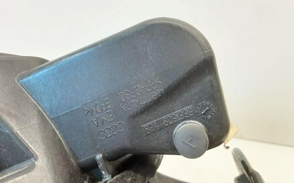 AUDI A3 Sportback 8PA Fuel Tank Cap Lock Motor 8P4809999 1.90 Diesel ...