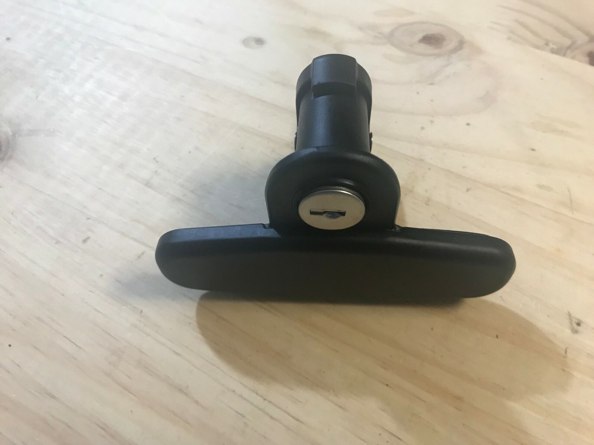 Hard Tonneau Cover Locks Lomax Folding Hard Tonneau Covers Lineup