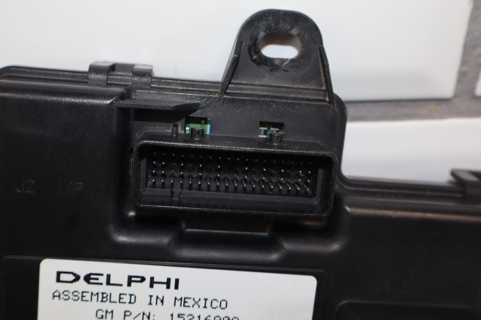 2005 *Only* C6 Corvette Body Control Module W/Fuses & Relays OEM | eBay