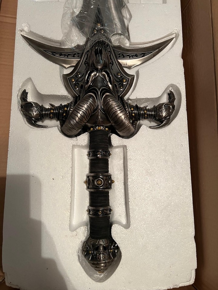 Warcraft - Arthas Lich King - Frostmourne Sword | eBay