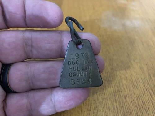 VINTAGE 1972 FULTON COUNTY BRASS DOG TAX TAG | eBay