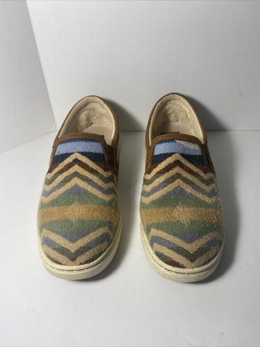 UGG X Pendleton Womens Fierce Slip On Shoes Chevron Aztec Pattern Size ...