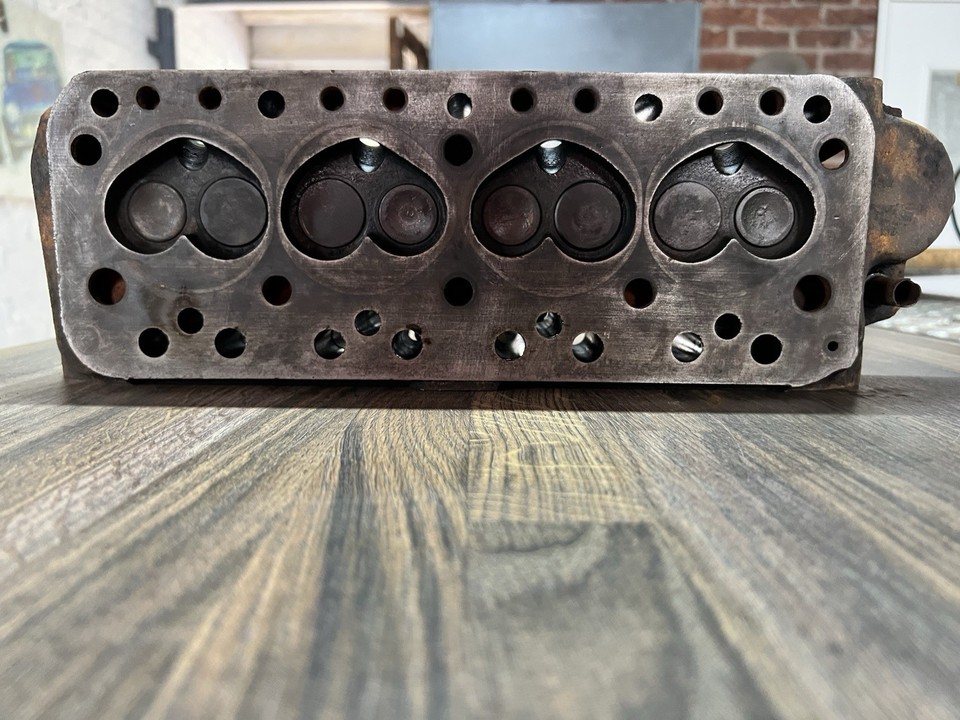 Austin Morris Mini 1098cc Cylinder Head 12G202. MG MIDGET/MORRISMINOR ...