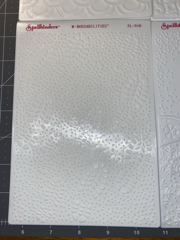 4-SPELLBINDERS M-BOSSABILITIES 3D EMBOSSING FOLDER PLATE SCALLOP CIRCLE ...