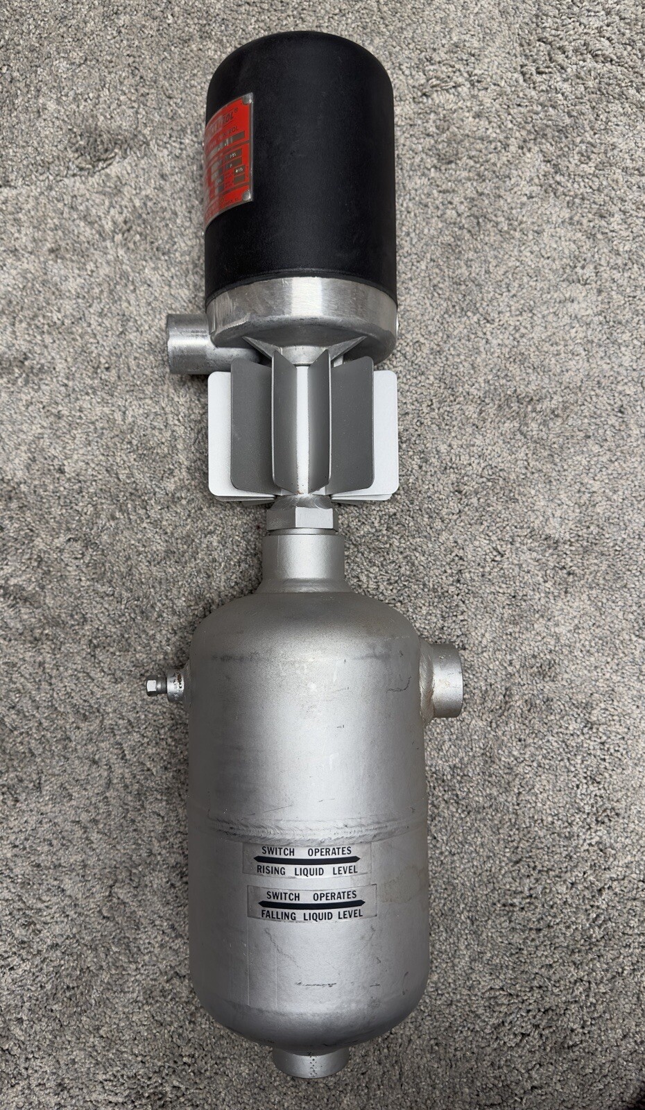 Magnetrol B75-1X-S17 Liquid Level Switch New | eBay