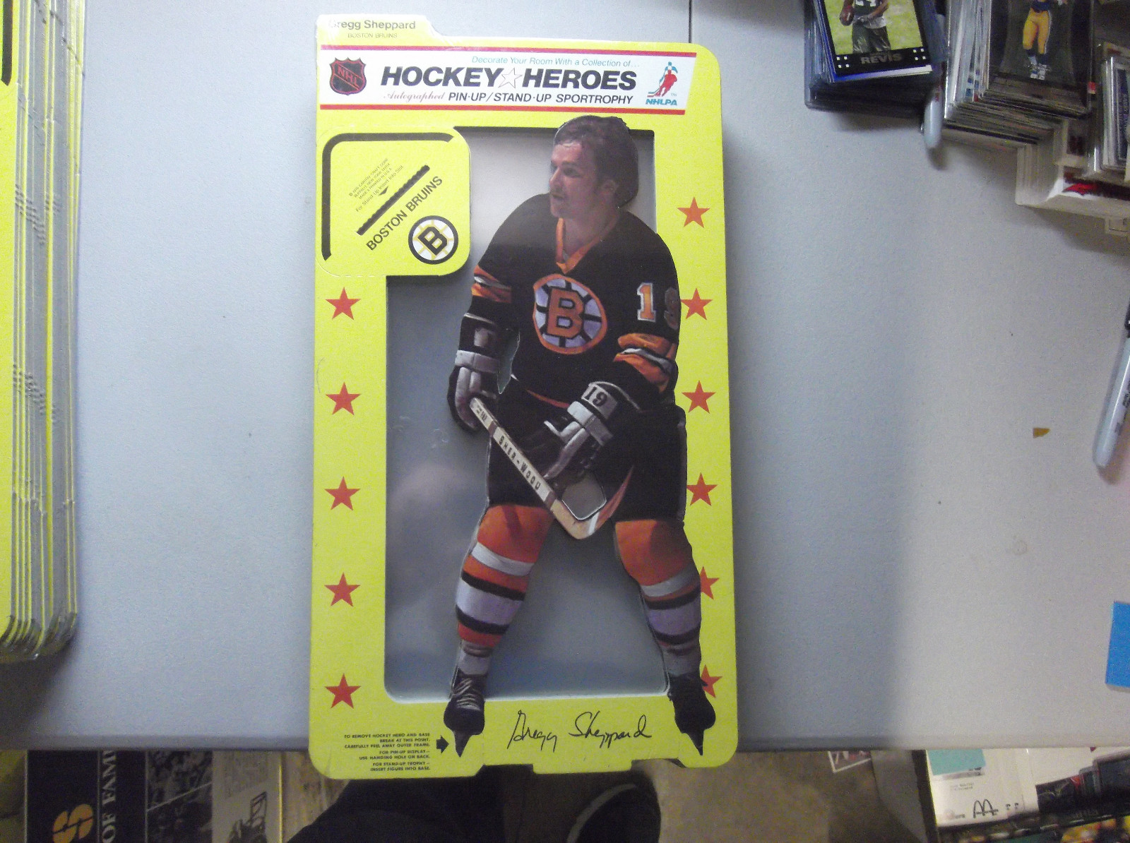 1975 GREGG SHEPPARD HOCKEY HEROES PIN-UP/STAND-UP SPORTROPHY SEALED ...