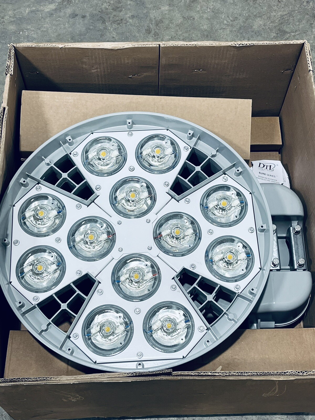 HOLOPHANE HMLED4 P5 40K HVOLT ROADWAY LED HIGH MAST LIGHT 4000K 347 ...