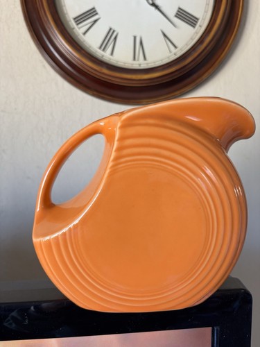 FIESTAWARE Large Tangerine Orange Disc Water Pitcher Made in USA 7” EUC ...