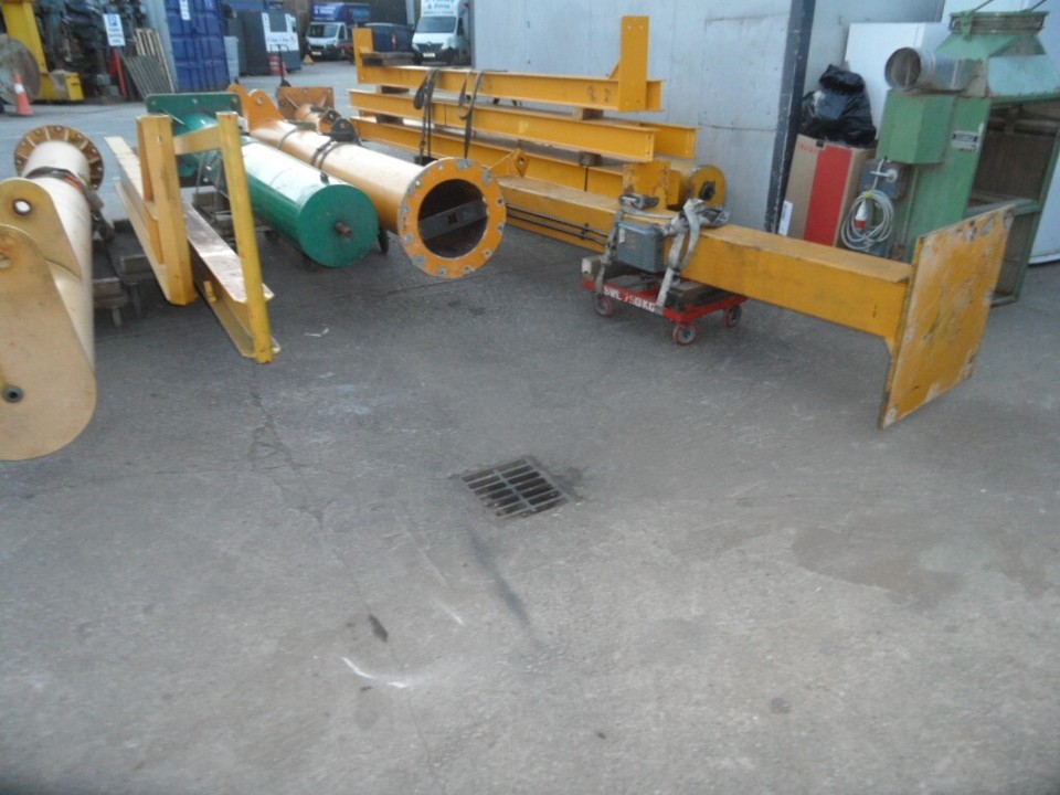 Overhead Gantry Crane. 250kg Underslung Crane. 5m Long x 4.5m Wide x 4 ...