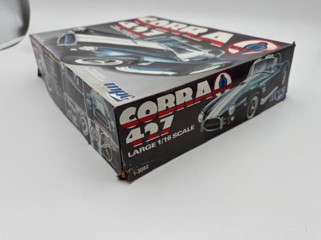 Vintage Shelby Cobra 427 Large 1:16 Scale Model Kit #6422 Open Box ...