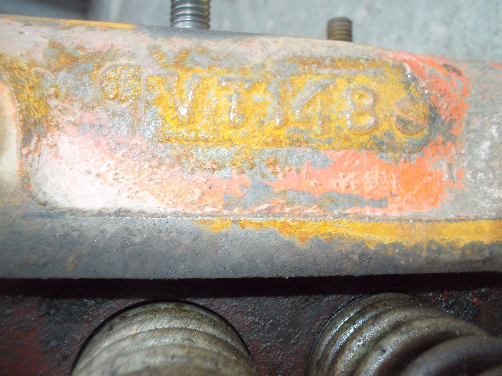 Case VAO Tractor gas engine motor cylinder head VT148 w/ valves | eBay