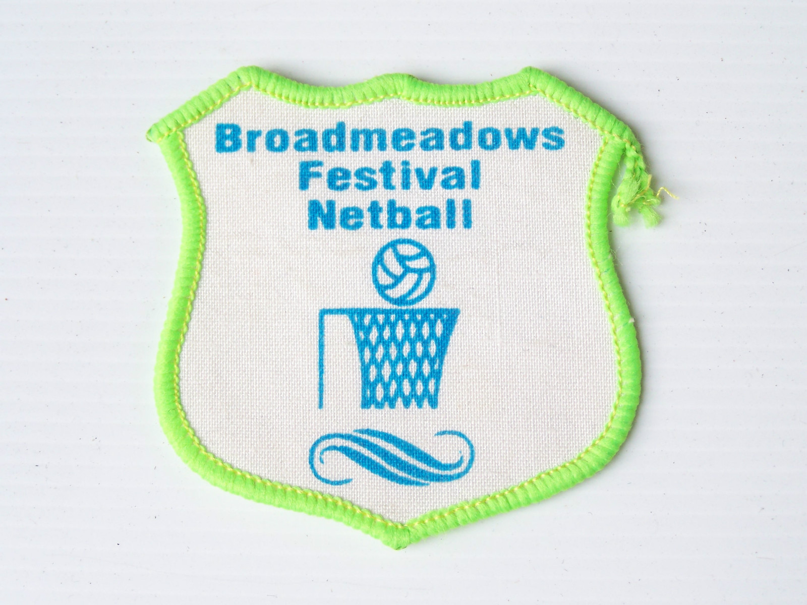 VINTAGE BROADMEADOWS FESTIVAL NETBALL EMBROIDERED PATCH SOUVENIR CLOTH ...