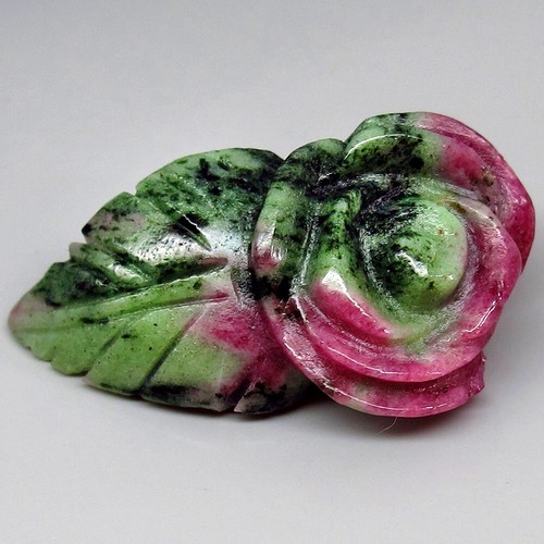 34.30ct.LOVE GIVING COLLECTION Rose Carving Unheated Red with Green ...