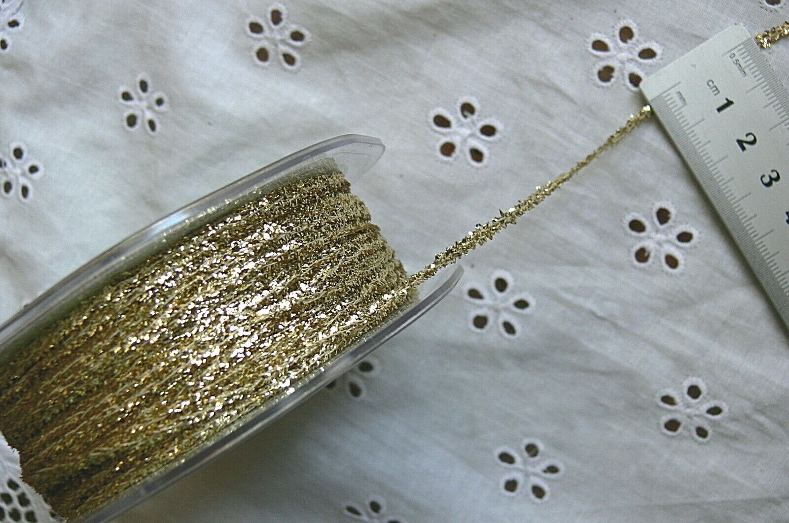 String Metallic 3; 5; 8 & 10 Metre Lengths 2-3mm Wide 10 Colour Choice ...