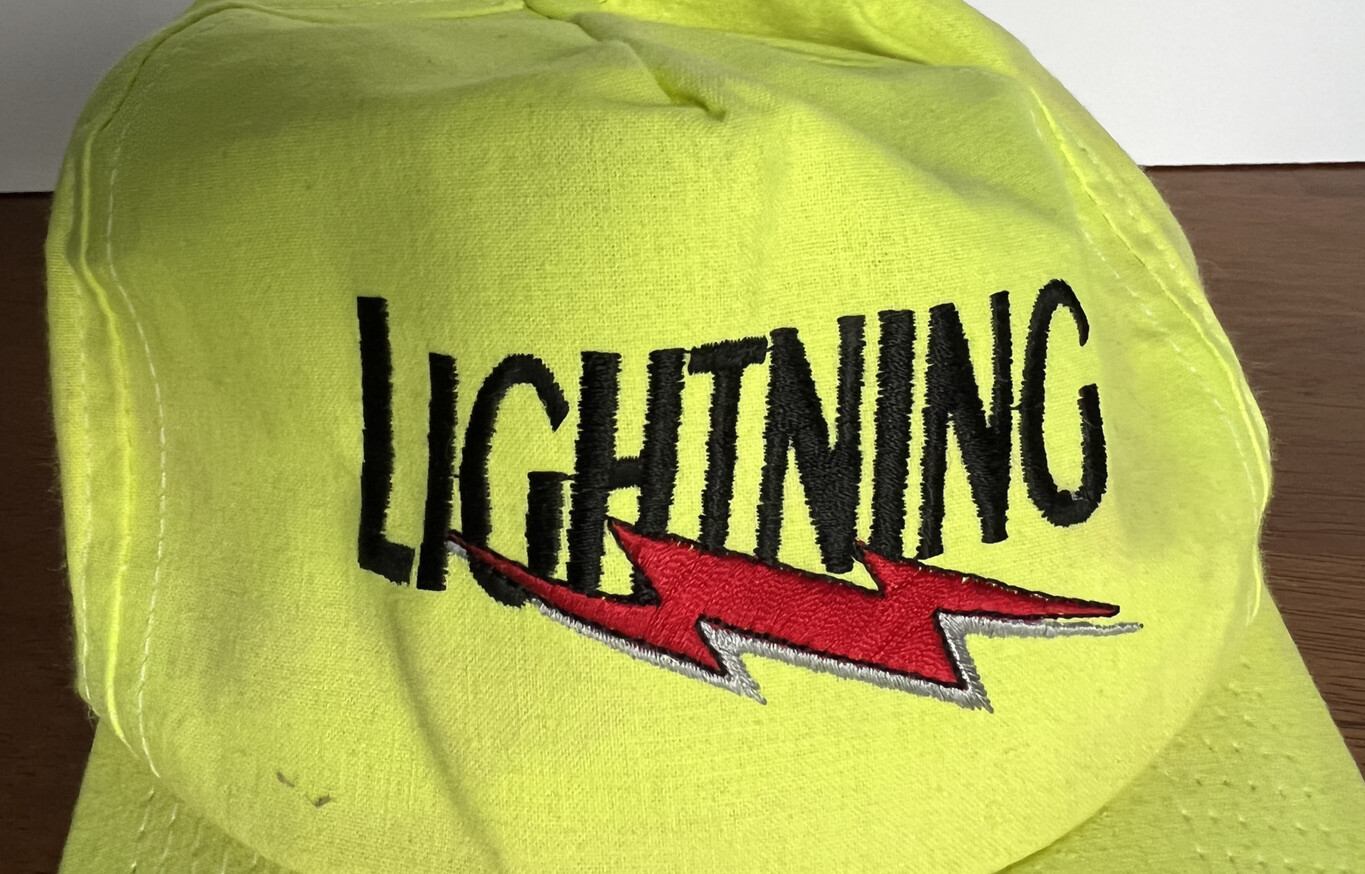 Vintage Snapback Hat 5 pannel USA Lightning Bolt Yell… - Gem