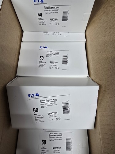 NEW IN FACTORY BOX EATON QBGFT2050 CIRCUIT BREAKER 2P 50A 240V GFI BAB ...