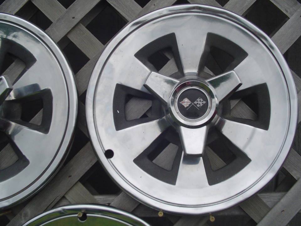 1965 65 Chevrolet Chevy Vette Corvette Hubcaps Wheel Covers Vintage ...