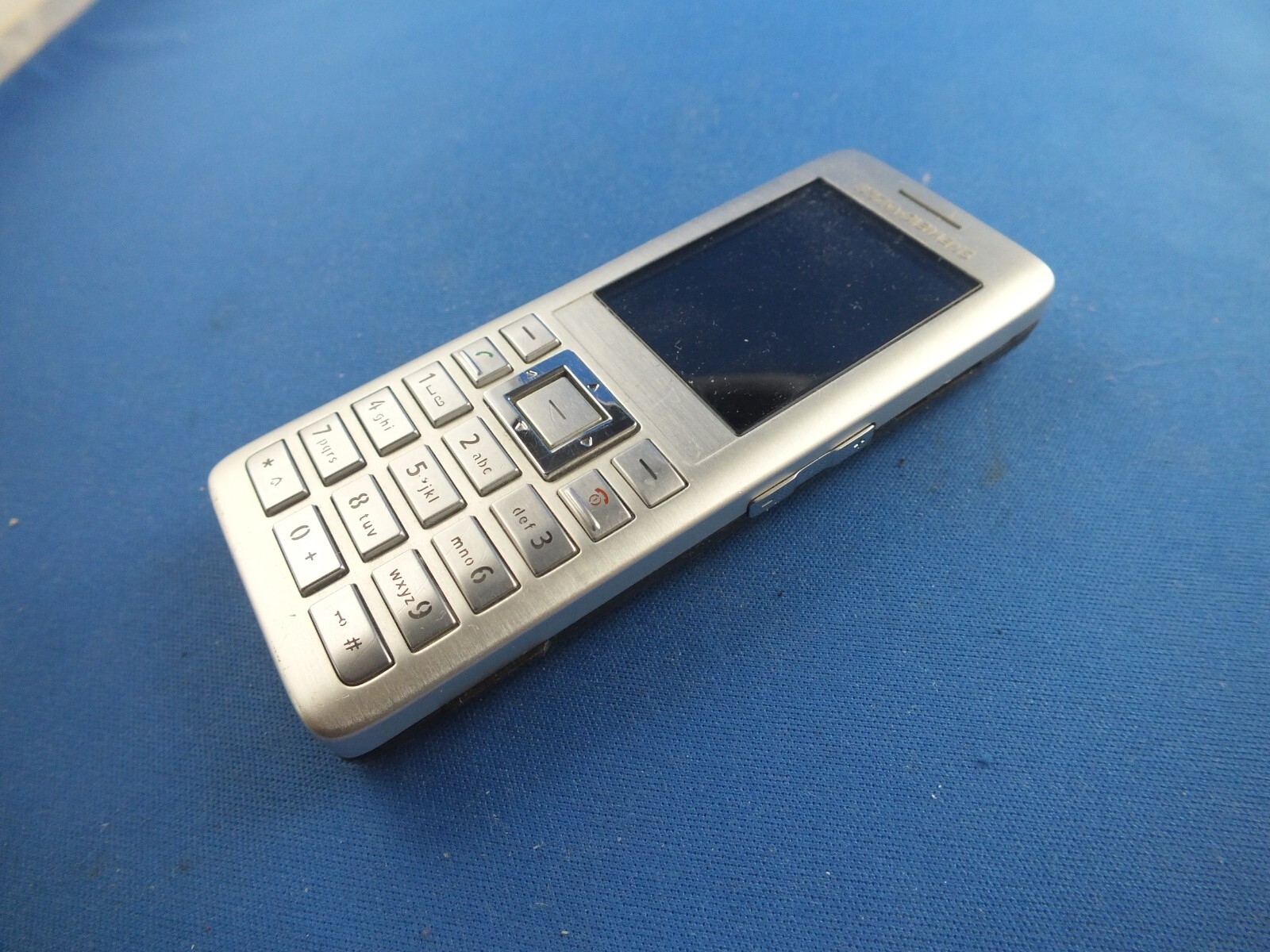 Original Siemens Benq S68 Handy Silber (Akku Defekt ) Ungetestet Ohne ...