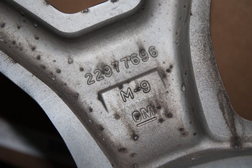 14 15 16 GMC Sierra 1500 OEM Wheel Rim 20x9 20" 5656 22953509 22977696 ...