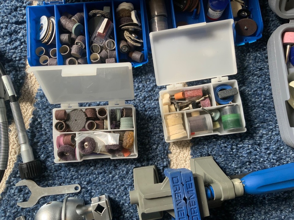 Dremel 395 Multi-Tool Type 5 + Dremel Light + Accessories Clamp ...