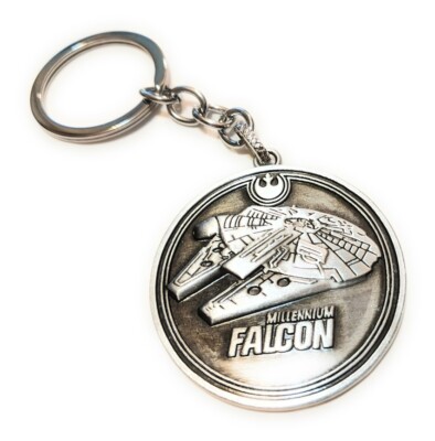 STAR WARS Millennium Falcon Convention metal Keychain collectible ...