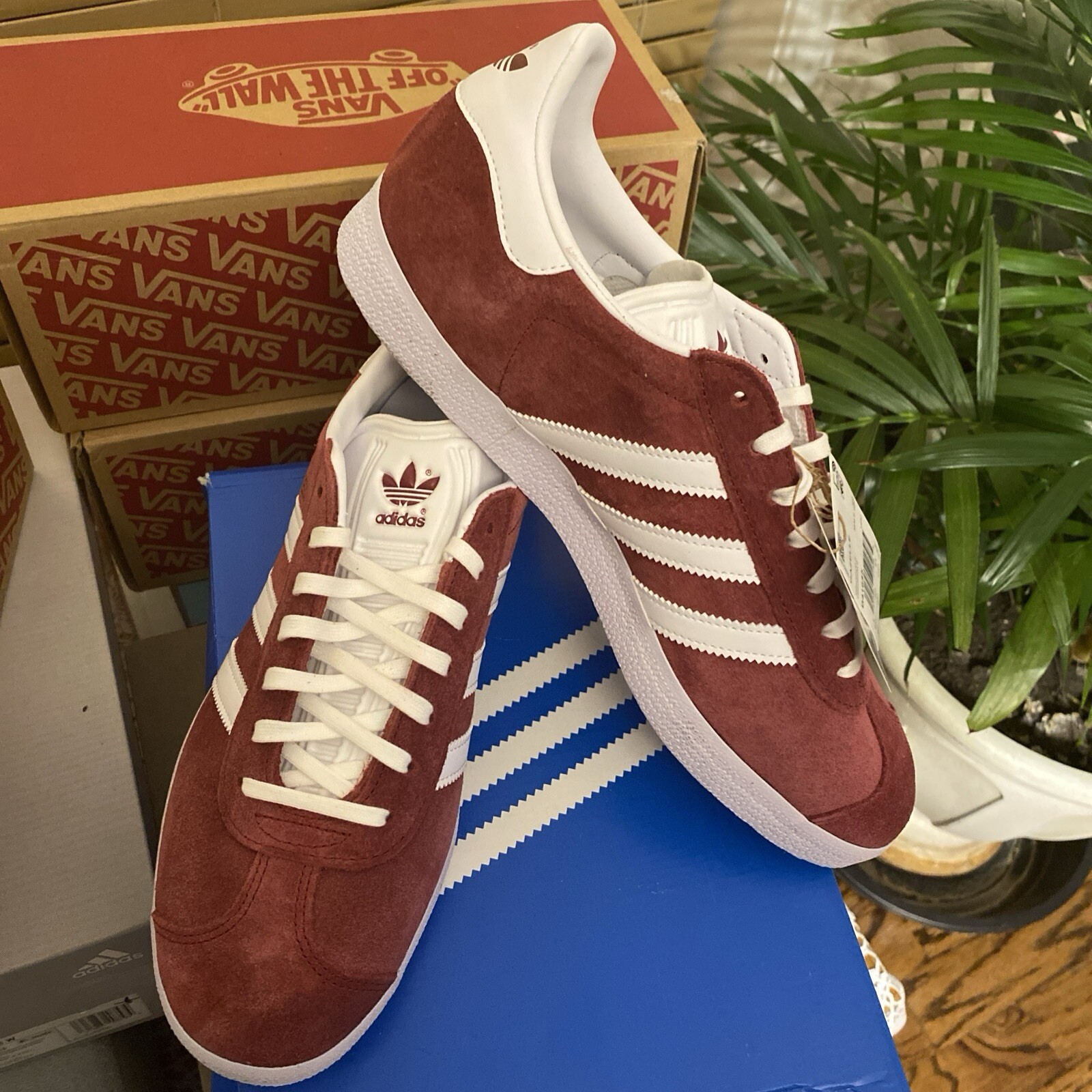 ADIDAS Gazelle Collegiate Burgundy White B41645 Men's shoes sz 10 | eBay