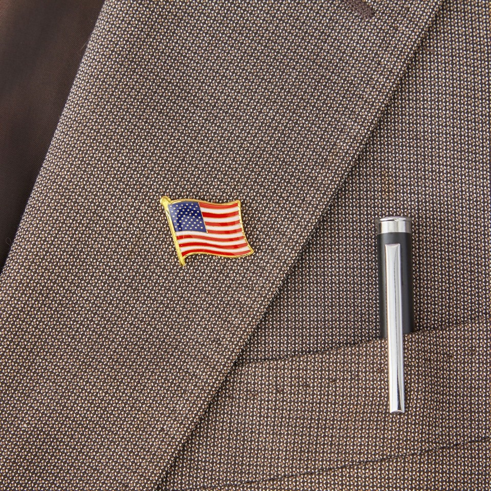 24-Pack American Flag Waving Lapel Pins, Patriotic US Flag Pins for ...