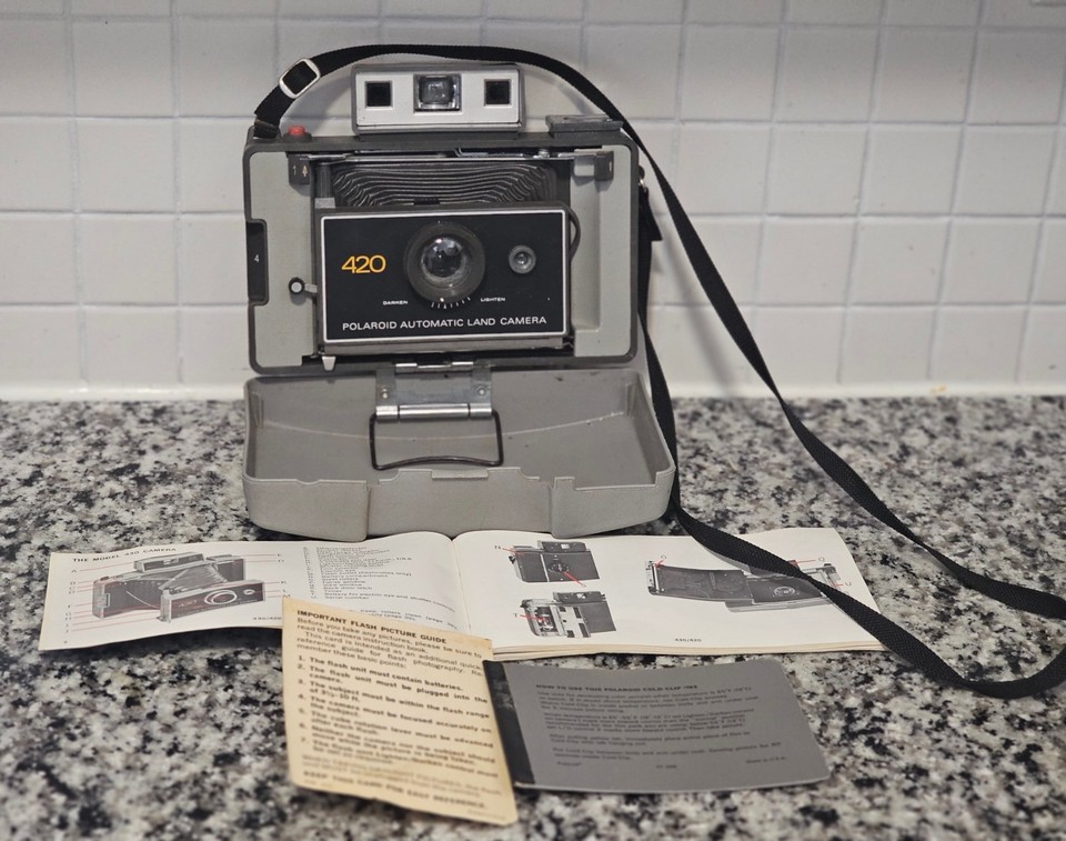 Vintage Polaroid 420 Automatic Land Camera Complete w Original Case ...