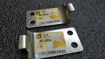 (2) Genuine CAT Caterpillar NOS Clip Clamp Bottom Half 3G-8054 ***2 ...
